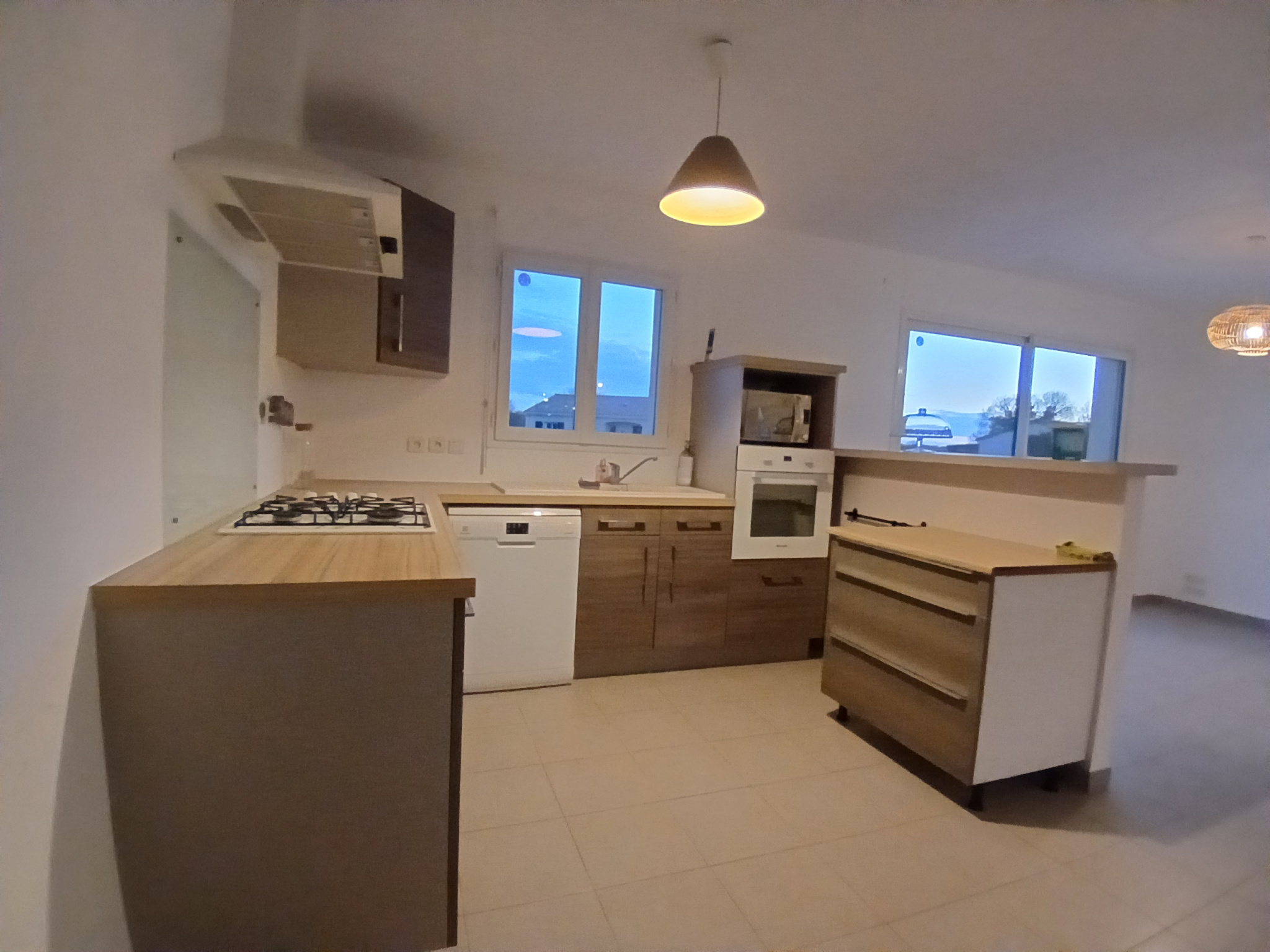 Vente Maison familiale de plain-pied avec beau terrain